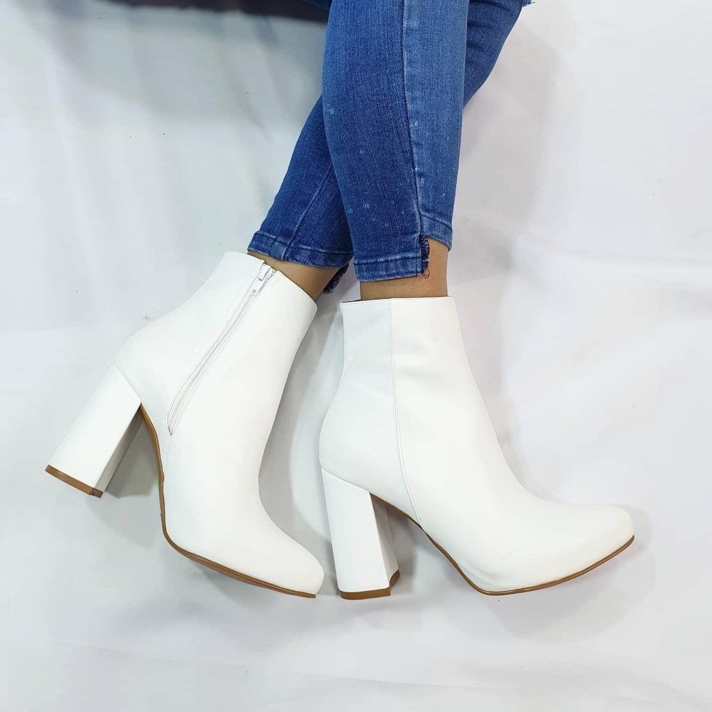 Clásicos Negro - Taco 9 • Glam Shoes